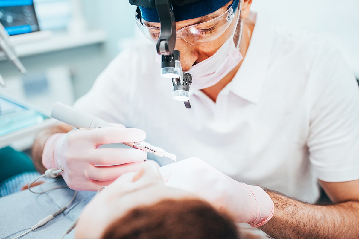 Can Dental Implants Be Done In One Day? - Venice Comprehensive Dentistry